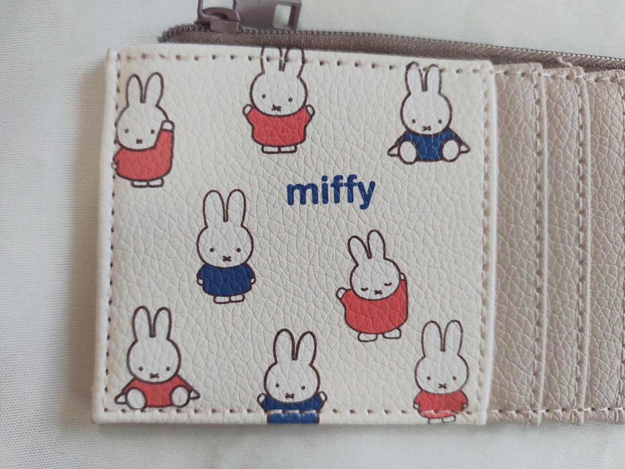 ミッフィーの便利なカード＆コインケース付録でたよ！ストラップ付き＆激かわデザインでこの価格はコスパ良すぎる～♪（写真 8/28） - mimot.(ミモット)