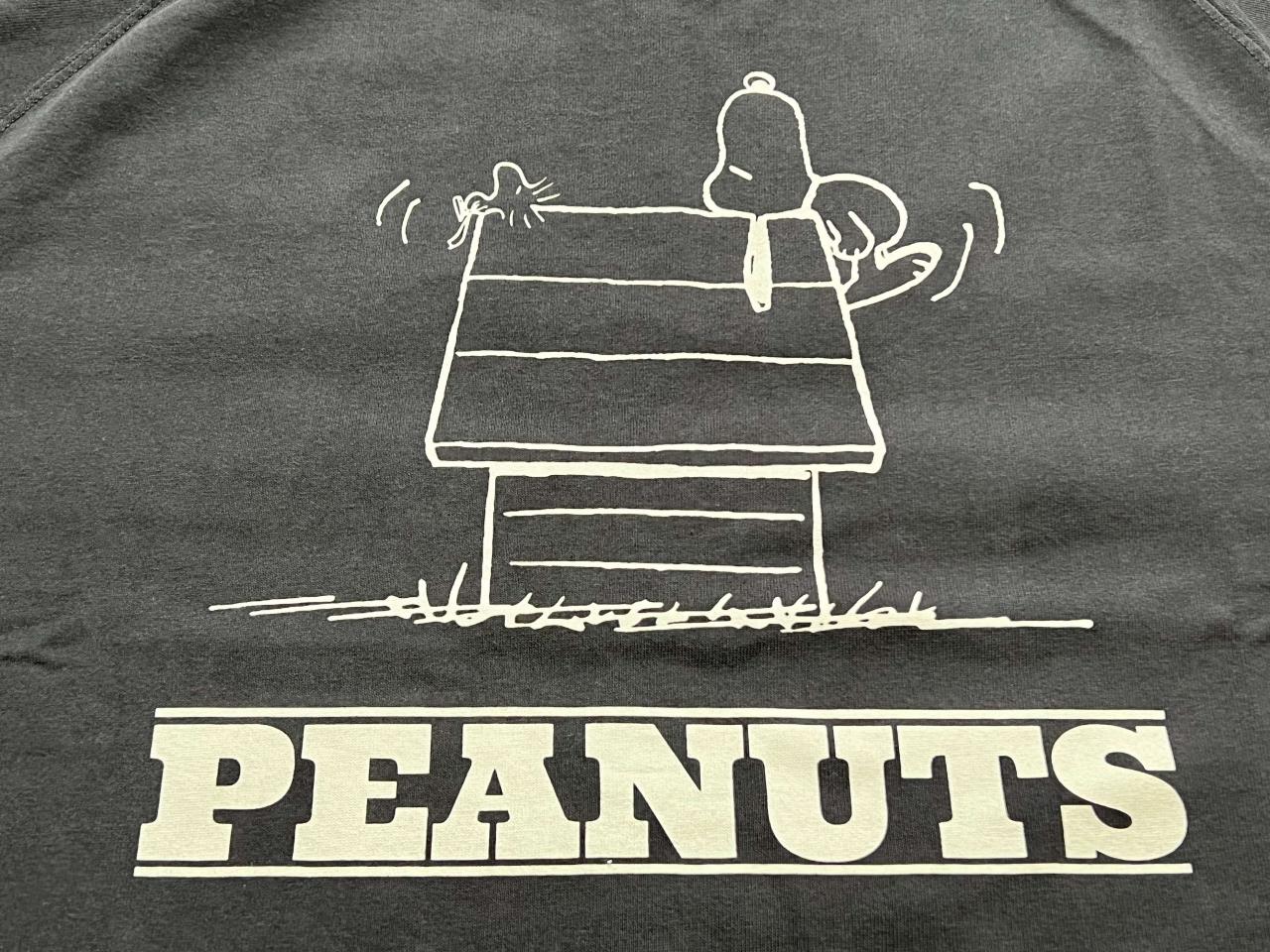 【ユニクロ×PEANUTS】スヌーピーの新作Tシャツがレトロ可愛い♪ メンズアイテムも要チェックだよ！（写真 14/19） - mimot.(ミモット)