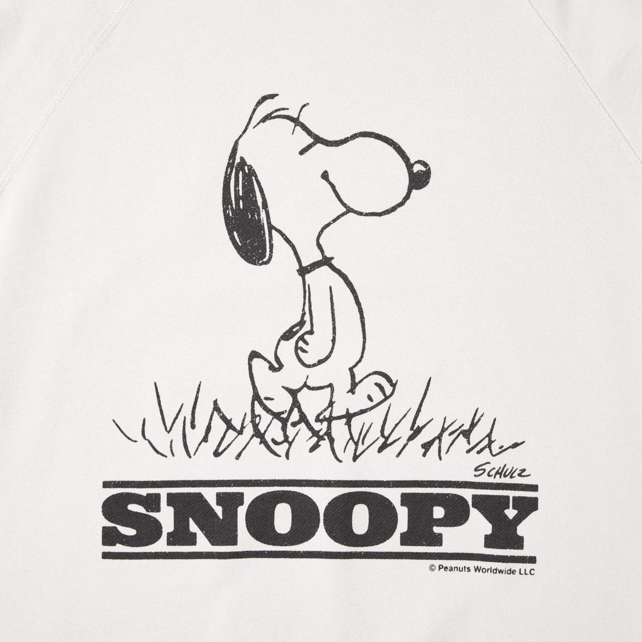 【ユニクロ×PEANUTS新作】スヌーピーやロゴが大きめでレトロおしゃれ♪秋冬カラーのTシャツでたよ！（写真 19/28） - mimot.(ミモット)