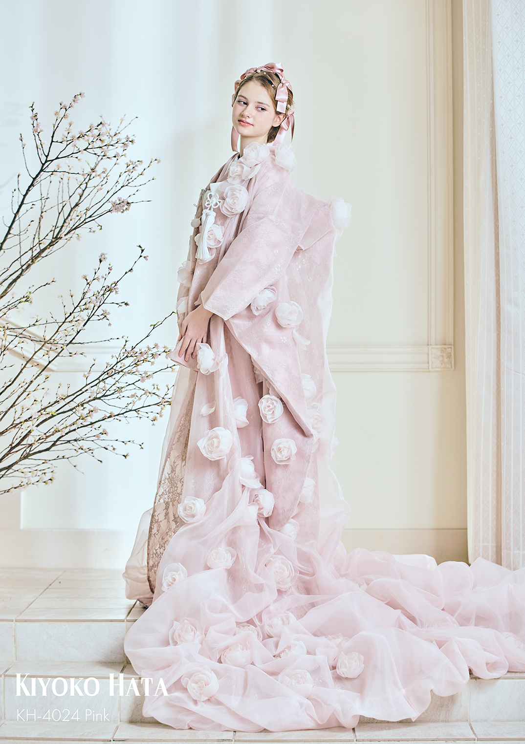 大人気ドレスブランドの2025“新作ウェディングドレス＆打掛”が素敵すぎる…！夢のようにロマンティック♪（写真 44/113） - mimot.(ミモット)