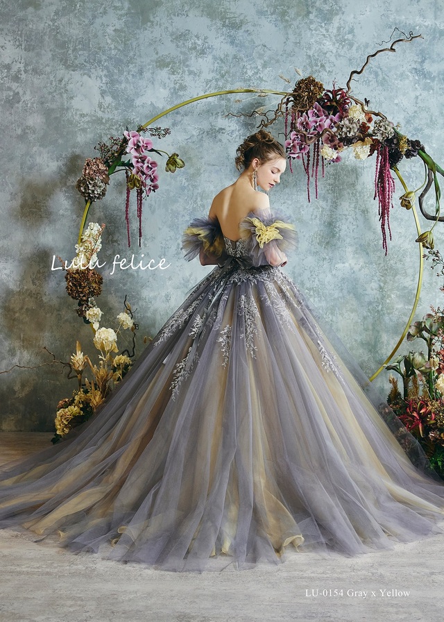 ヒロイン級の美しさ！人気ブランド「新作ウェディングドレス」大人のプリンセスドレス一挙紹介♪（写真 35/141） - mimot.(ミモット)