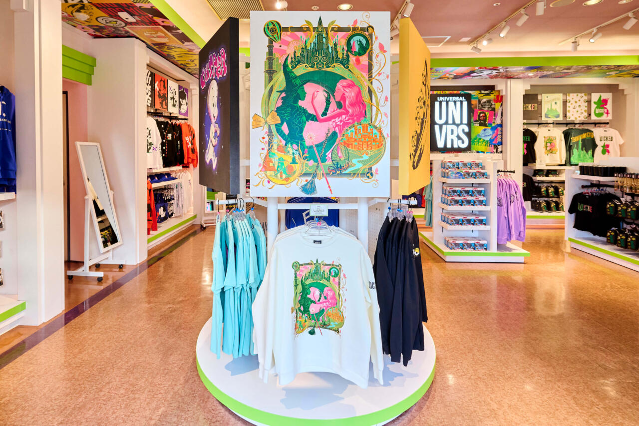 【USJ】2人の魔女に会えるのは日本でここだけ！『ウィキッド』グッズが豪華すぎ♪（写真 31/40） - mimot.(ミモット)