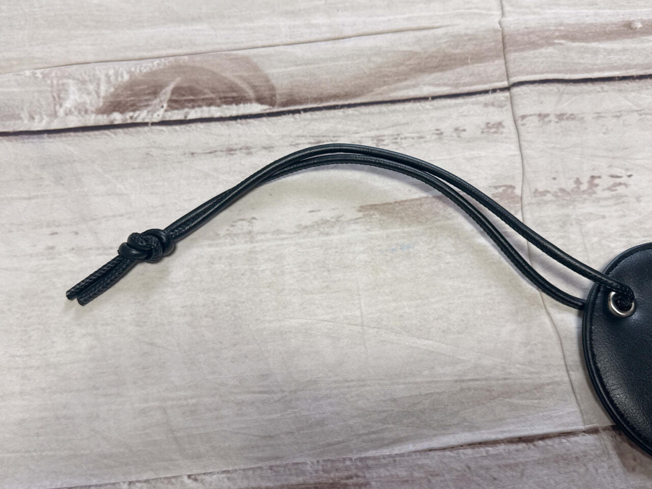 【VASICおしゃれポーチ】付録とは思えない高級感！イヤホンやカード入れにめちゃ最適♪（写真 12/24） - mimot.(ミモット)