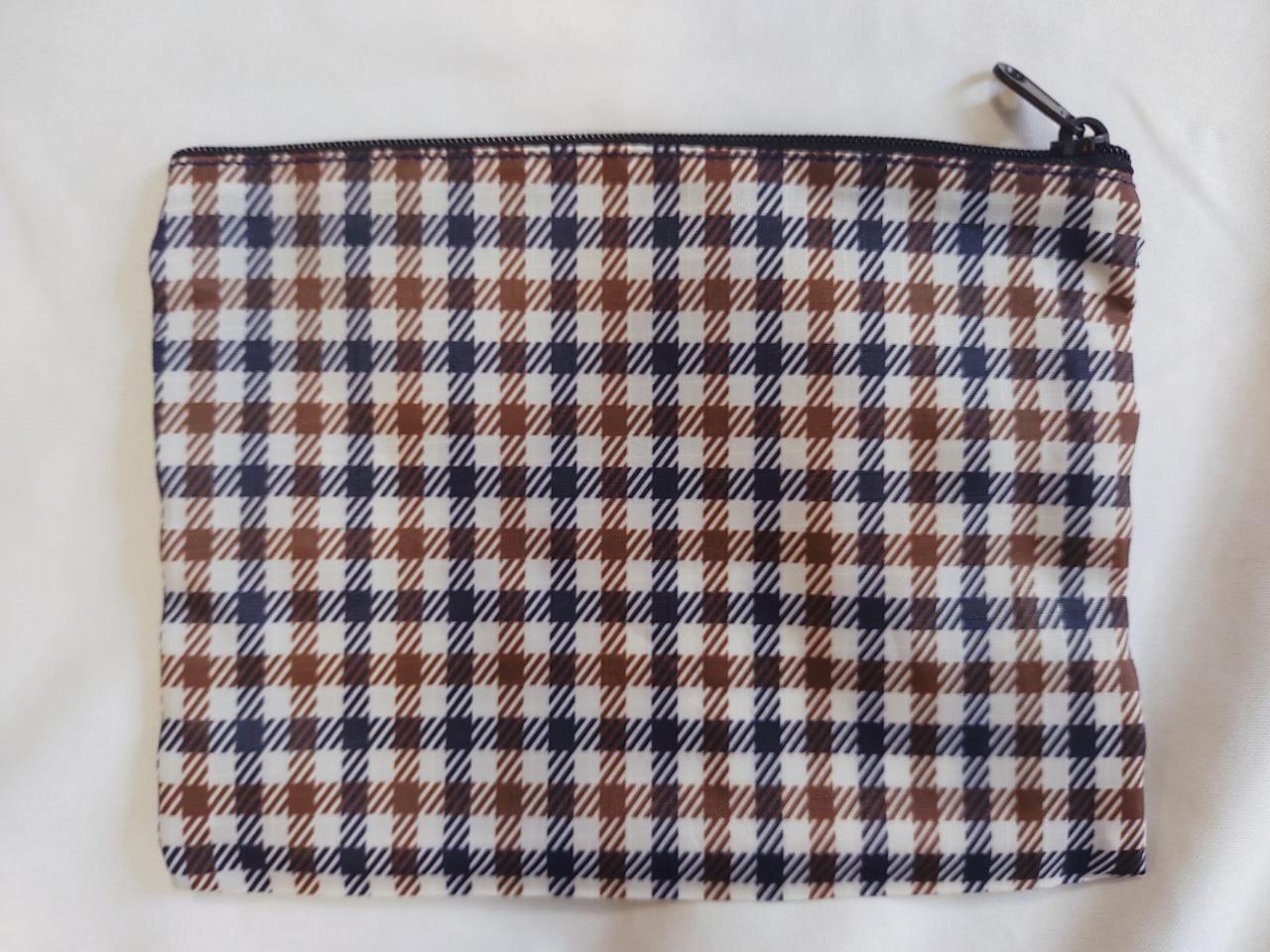 アクアスキュータムの高級感ある「2WAYバッグ」が付録に！雨の日にも使えて便利だよ♪【開封レビュー】（写真 20/34） - mimot.(ミモット)