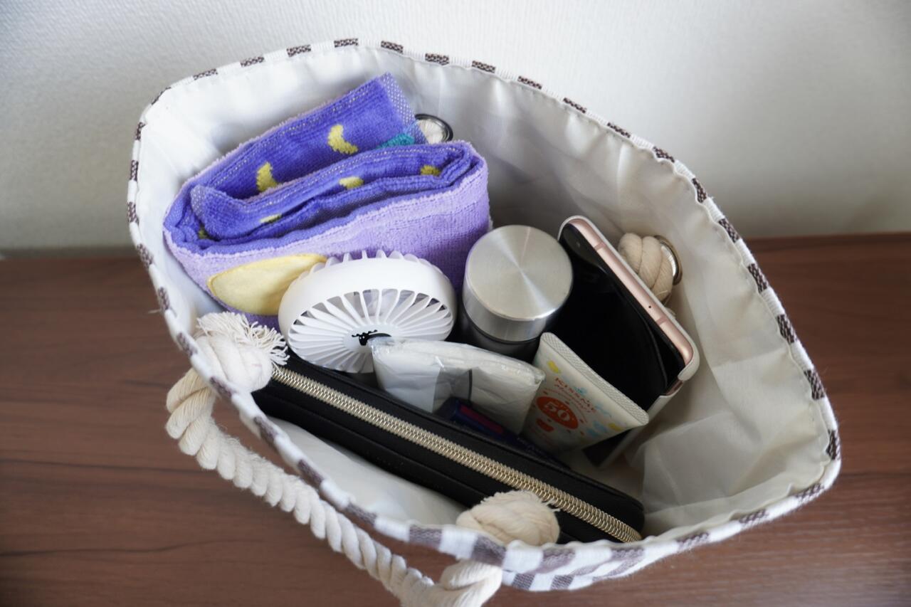 ダイソーで買える！旅行やレジャーで大活躍間違いなしの「夏バッグ」4選（写真 16/25） - mimot.(ミモット)