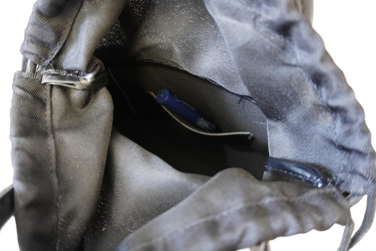 【KBF】高見えする「黒のショルダーバッグ」ペットボトル＆長財布も入っちゃう♪（付録レビュー）（写真 11/16） - mimot.(ミモット)