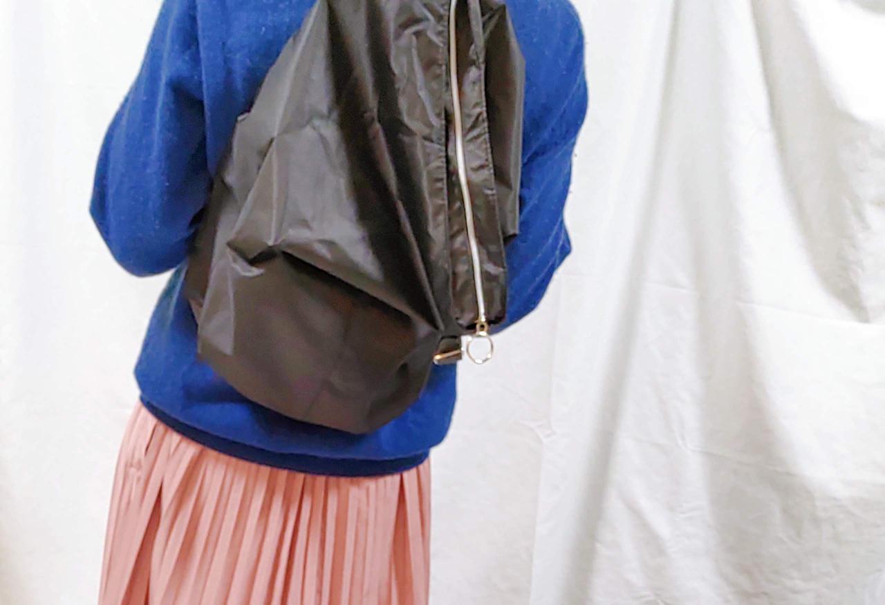 おしゃれな大人リュックが登場！A4サイズOKな三角シルエットの大容量（写真 18/20） - mimot.(ミモット)