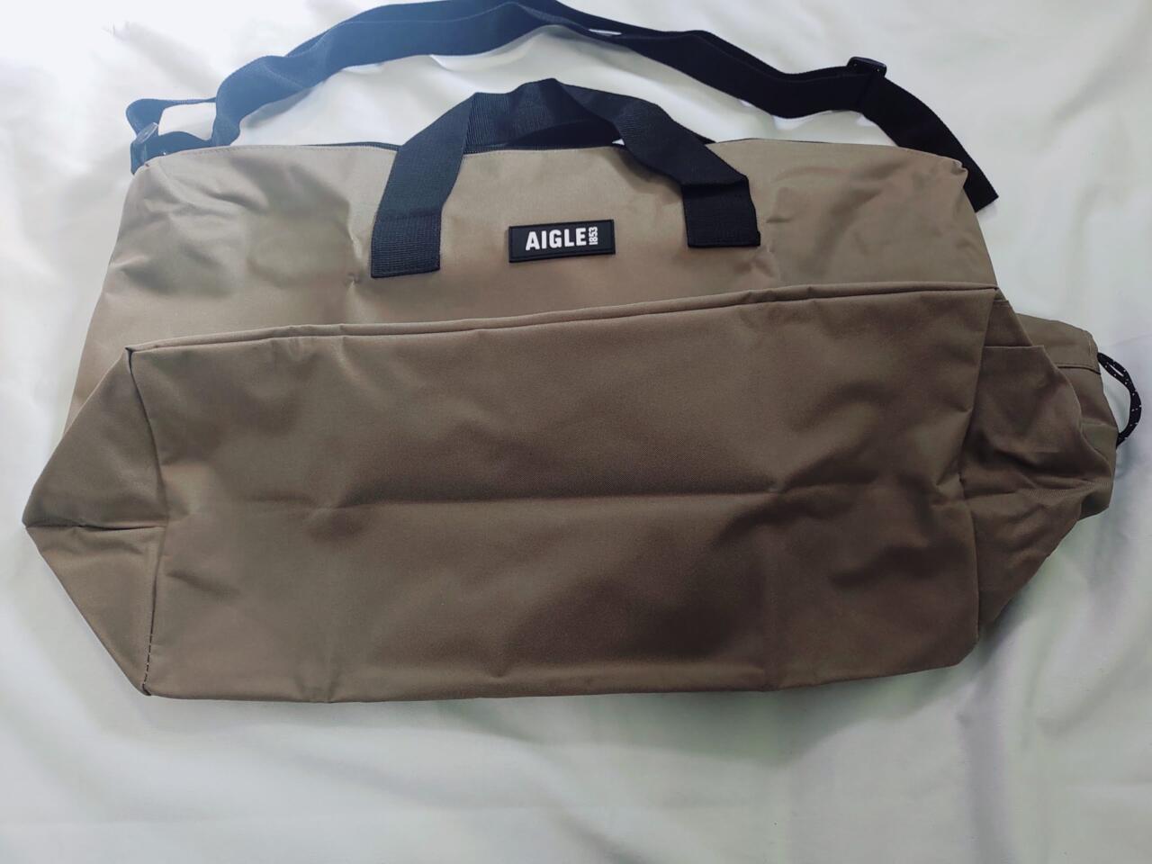 AIGLEのボストンバッグ付録がめちゃ使える！2way仕様＆2泊分いけそうな大容量♪（写真 10/24） - mimot.(ミモット)