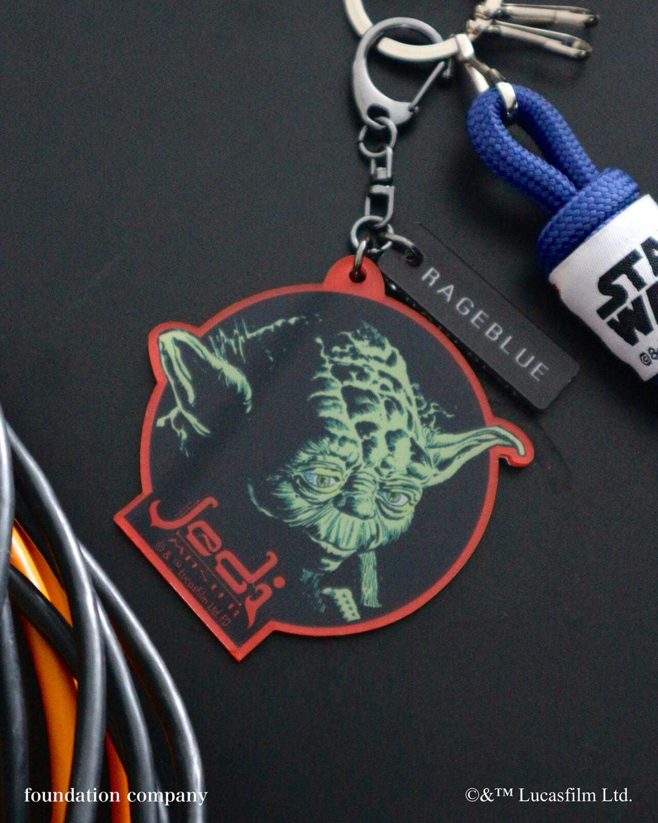 『スター・ウォーズ』新作Tシャツやキャップ、チャームなどレトロかわいい限定アイテム（全6型）でるよ！（写真 15/20） - mimot.(ミモット)