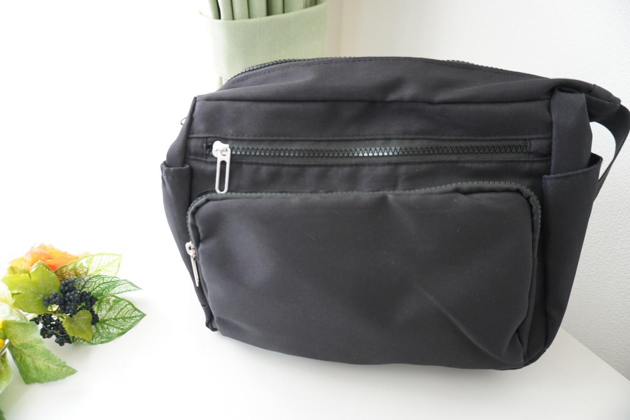 かなりおすすめ軽量＆撥水「ショルダーバッグ」見た目はシンプルで細部はオシャレ＆機能的だよ！（写真 6/24） - mimot.(ミモット)