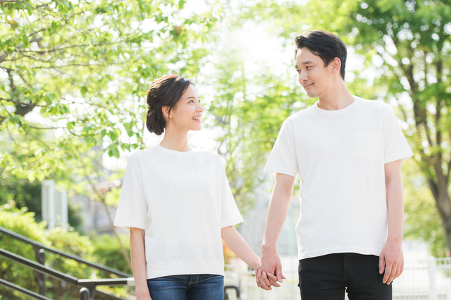 【結婚10年以上】仲良し夫婦が即答!「夫婦円満の秘訣」(1 2) ハピママ