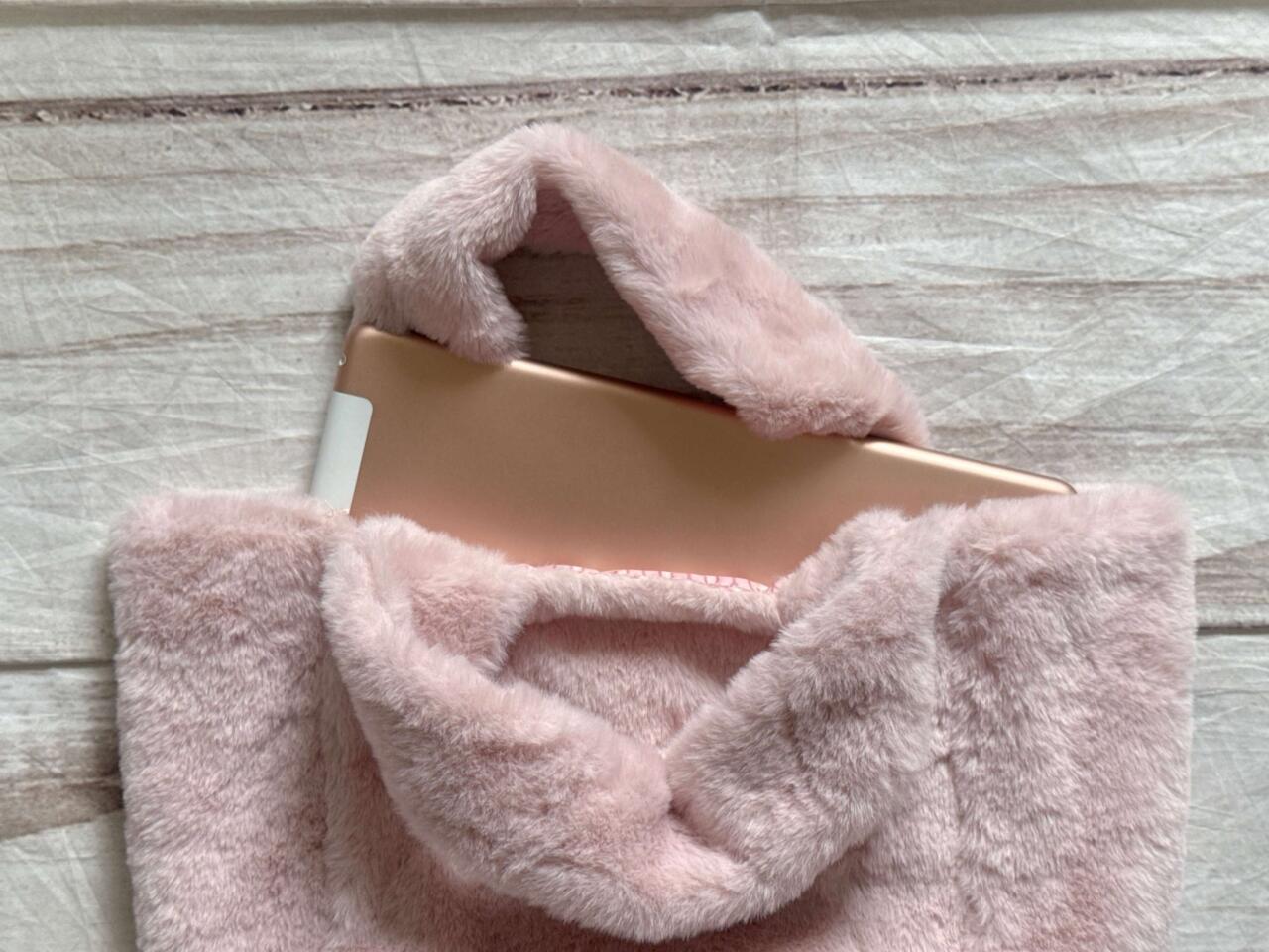 JILL by JILL STUARTの超優秀バッグ付録！ポーチチャーム付き＆裏地までこだわり満載♪（写真 17/35） - mimot.(ミモット)