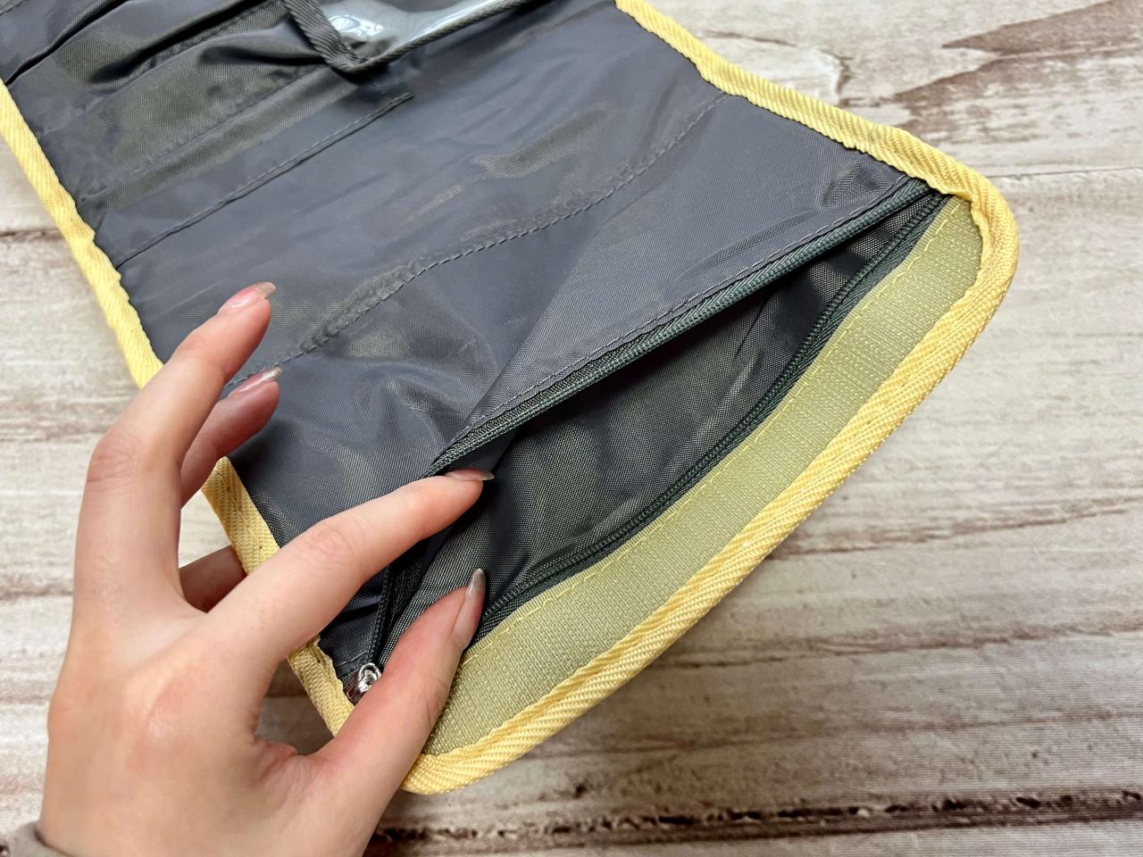 【PEANUTS×コンビニ限定付録】チャーリー・ブラウン「三つ折りポーチ」が可愛すぎる～！（写真 14/27） - mimot.(ミモット)