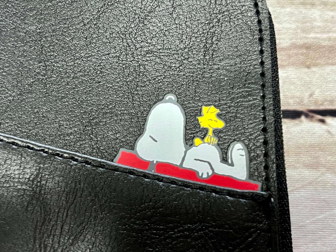 高級感がすごい！スヌーピーの付録2点セットが登場『GLOW×コンビニ限定』（写真 10/34） - mimot.(ミモット)