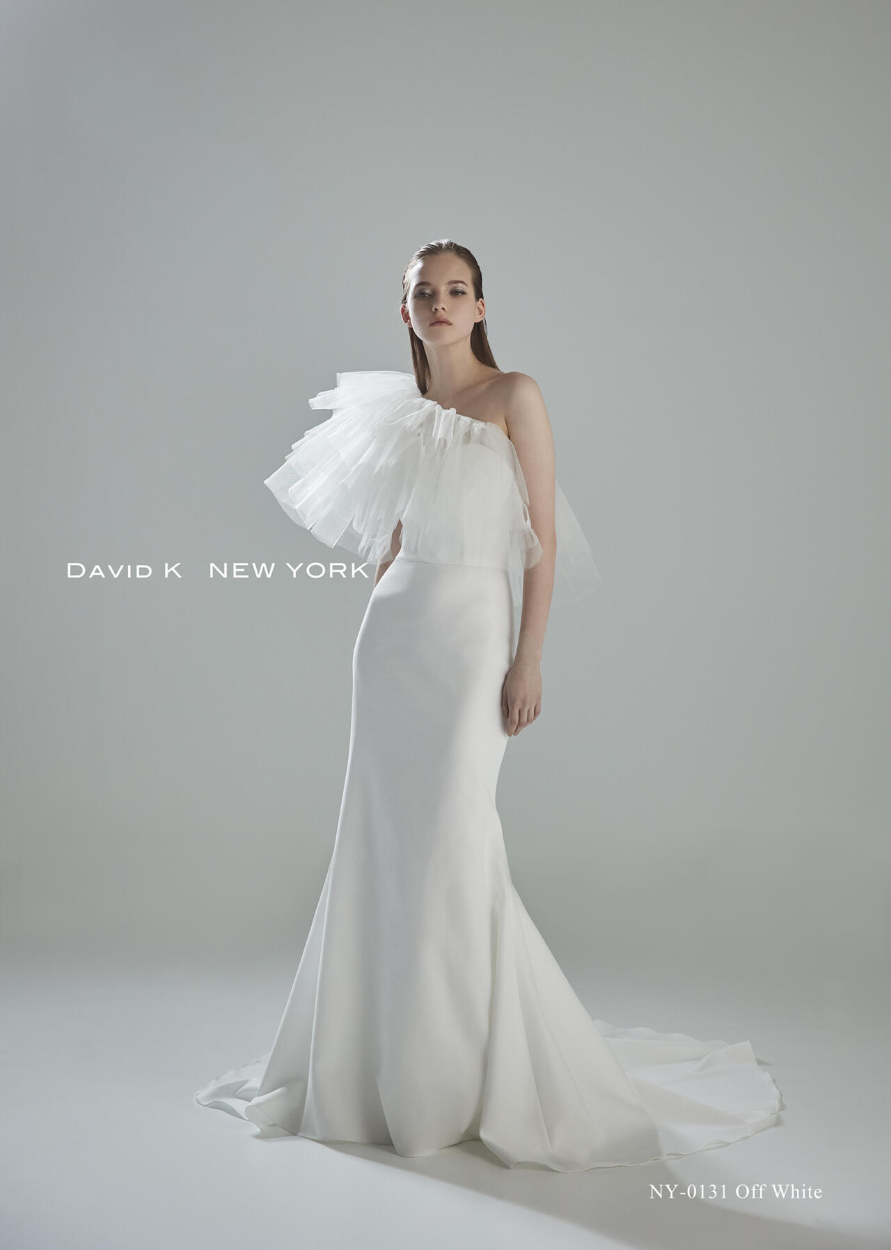 視線くぎ付け♪人気“4ブランド”可憐な大人の気品あふれる【2025年新作ウェディングドレス】（写真 24/127） - mimot.(ミモット)