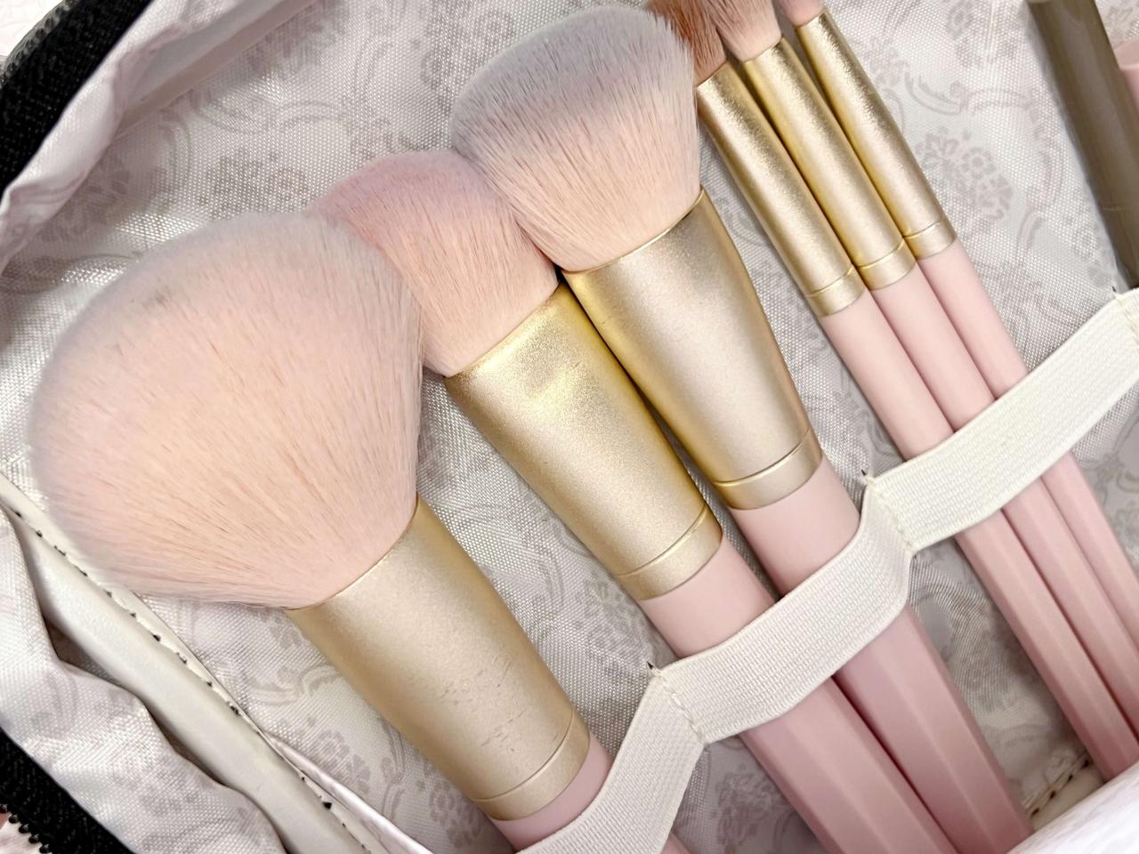 新色はすでに完売の人気ぶり！「nanakoななこ×コスメポーチ」使いやすさ感動レベル（写真 31/47） - mimot.(ミモット)