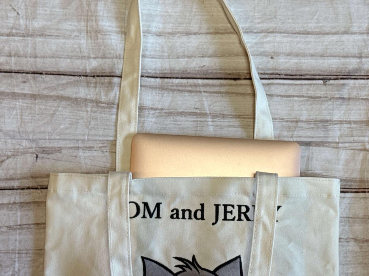 【しまむら×トムとジェリー新作】なんともキュートな「トートバッグ＆コインケース」がでたよ～♪（写真 12/27） - mimot.(ミモット)