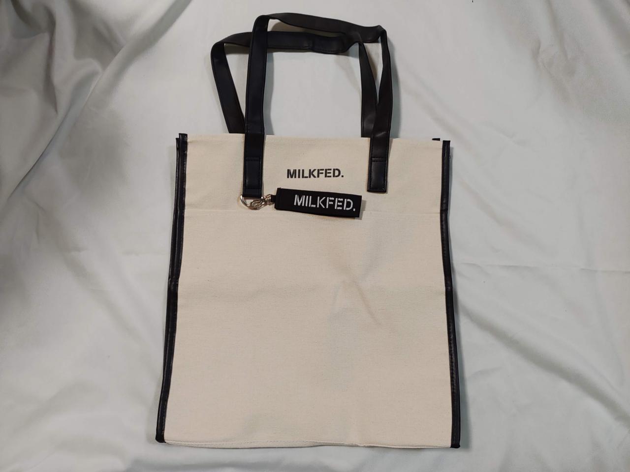 【MILKFED.】新発売のトートバッグはB4サイズも入る大容量！ロゴストラップもついてくるよ♪（写真 2/12） - mimot.(ミモット)