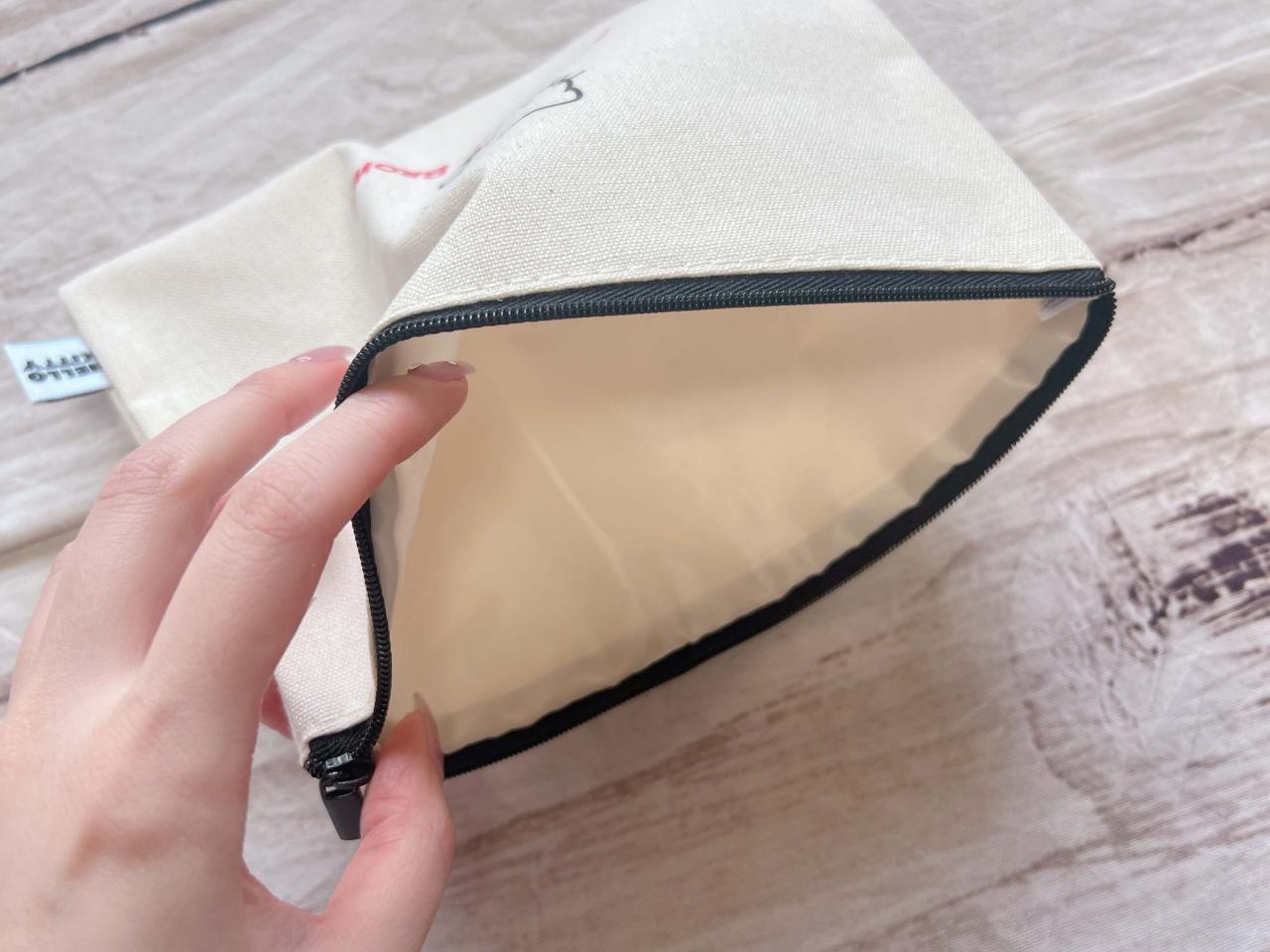 【ハローキティ×アリソンブラウン】初コラボ付録が可愛すぎ！トートなど豪華3点セット開封レビュー♪（写真 24/41） - mimot.(ミモット)