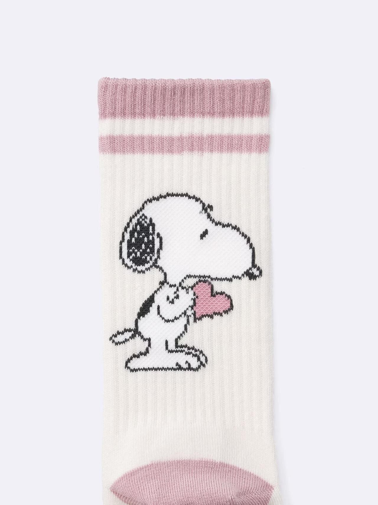 【GU×スヌーピー新作】ニットやTシャツ、ソックスやポーチまで大人かわいいアイテムでるよ～！（写真 41/44） - mimot.(ミモット)