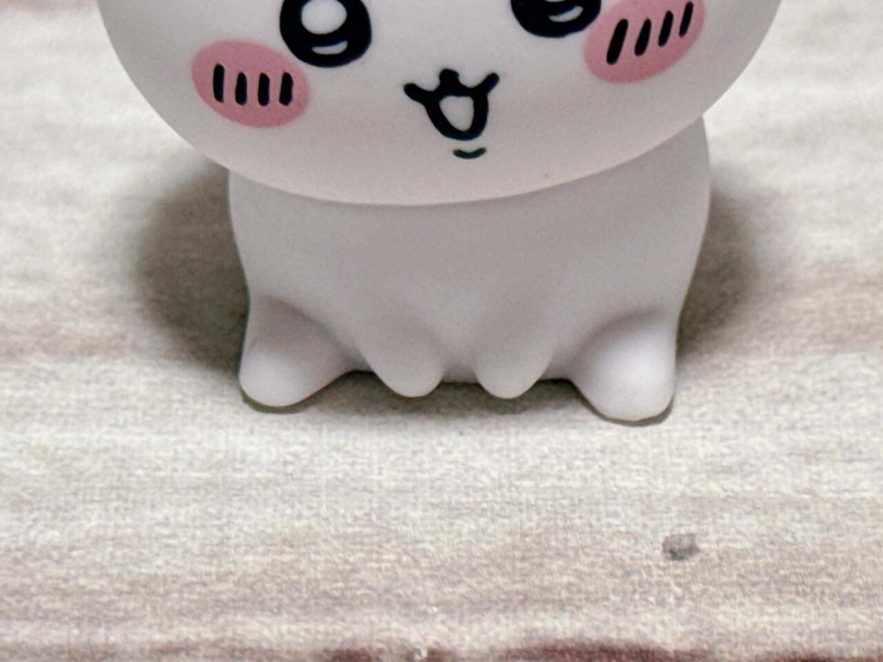 約2年ぶりの新作！100円ショップのちいかわ「インテリアミニフィギュア」並べてわかる圧倒的かわいさ♪（写真 5/30） - mimot.(ミモット)