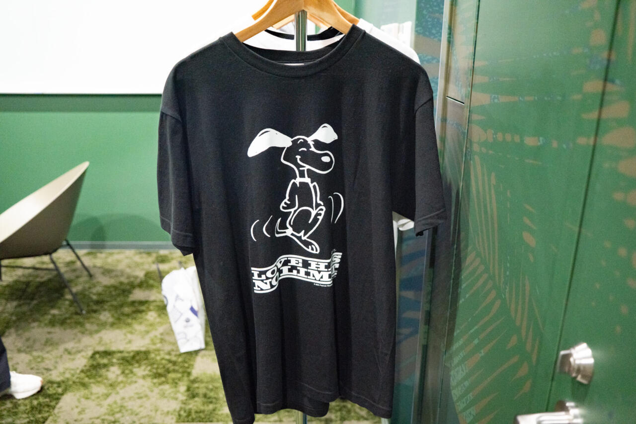 エルモやスヌーピーも！【USJ】パークキャラクターが描かれたチャリティーグッズが素敵♪（写真 15/97） - mimot.(ミモット)