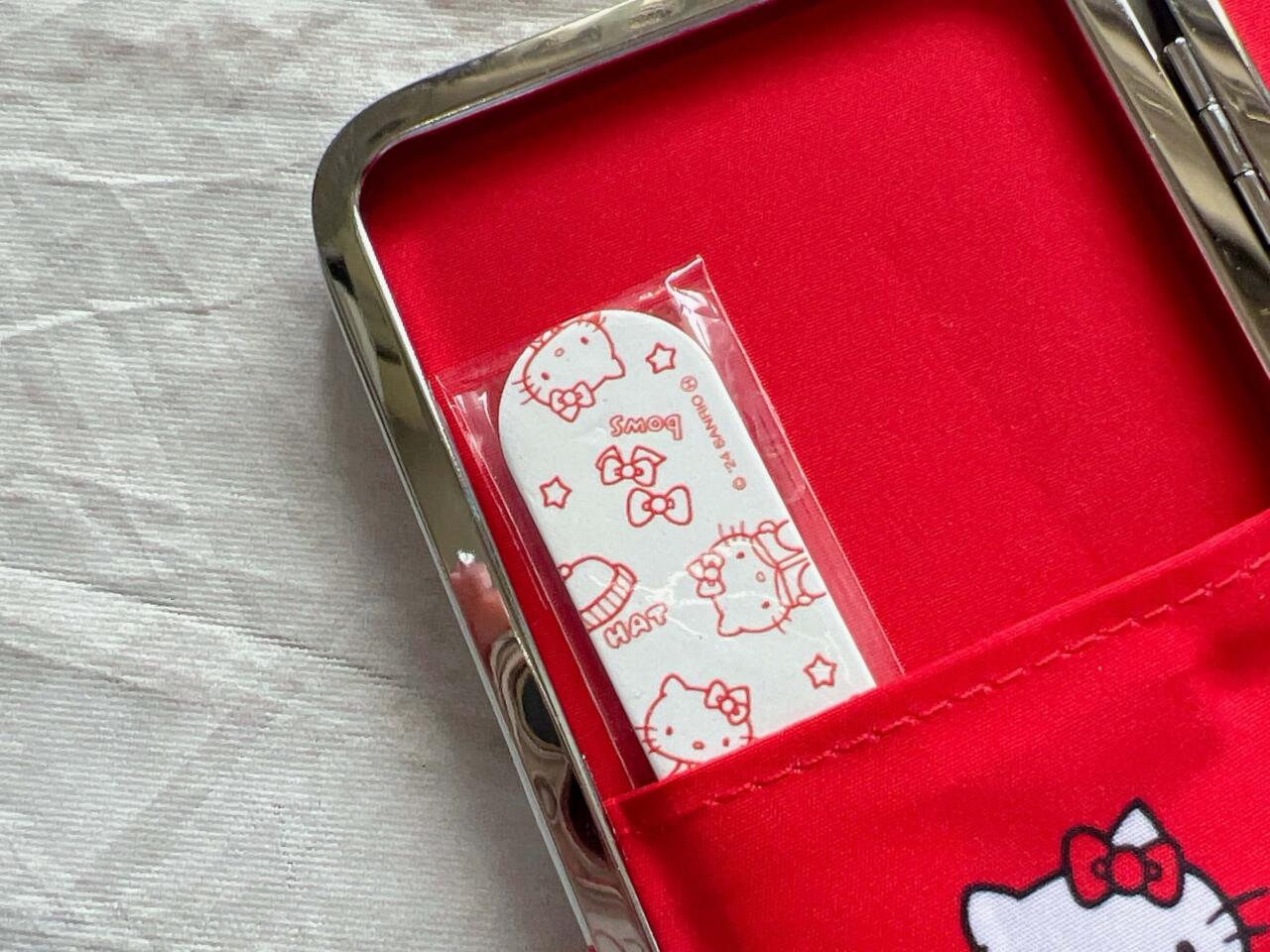 ハローキティのレトロかわいい付録（お手入れ道具6点セット）が出たよ！ケースはカード入れにも♪（写真 23/35） - mimot.(ミモット)