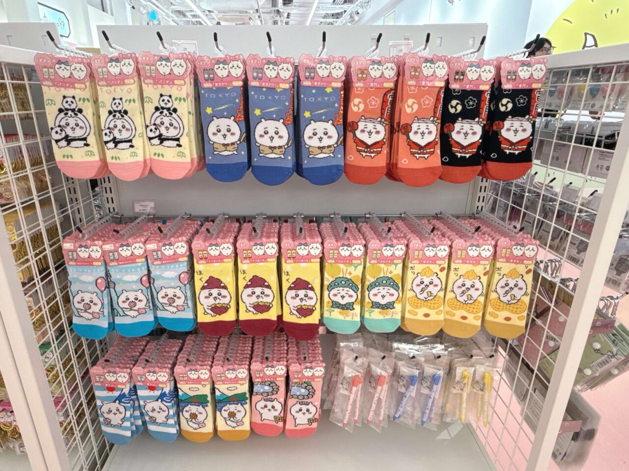 ついにオープン！「ちいかわらんど新宿店」に度肝を抜かれた…見どころはエモすぎるココ♪（写真 36/65） - mimot.(ミモット)