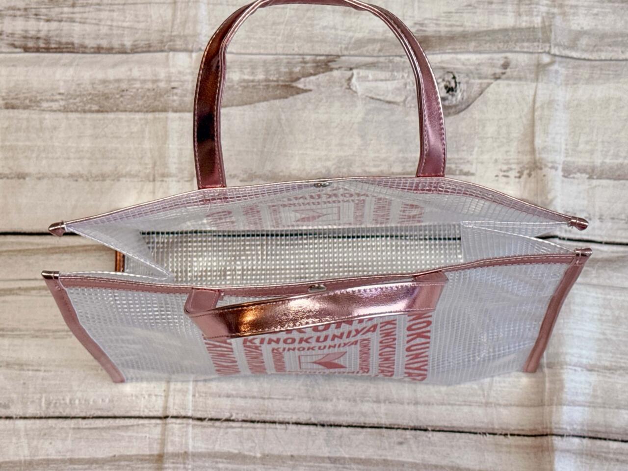【紀ノ国屋の新作バッグ】おしゃれで実用的！「ローズゴールド」のサイズ＆使い勝手をチェック♪（写真 9/24） - mimot.(ミモット)