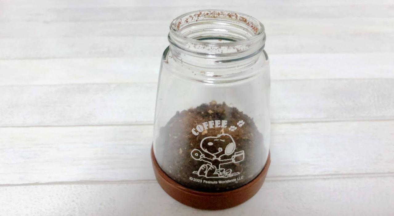 【MonoMaster×PEANUTS】スヌーピーの「コーヒーミル＆ミニ缶」付録だけど機能性 豆を挽いて珈琲飲んでみた♪（写真 21/37） - mimot.(ミモット)