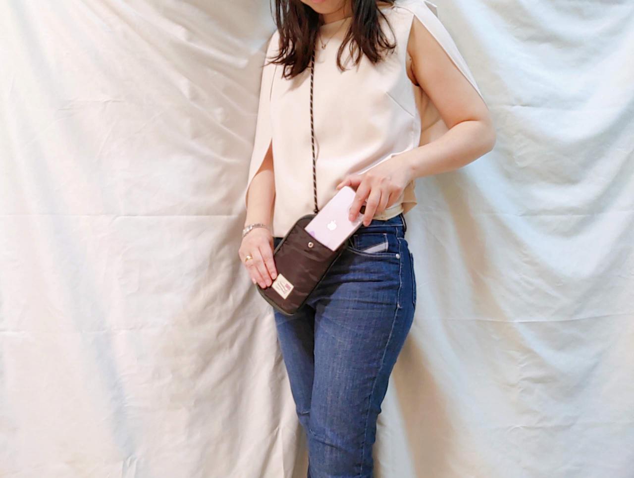 【Traditional Weatherwear】スマホケースやお財布にもなる！「撥水加工付きポシェット」がかなり優秀♪（付録レビュー）（写真 17/17） - mimot.(ミモット)