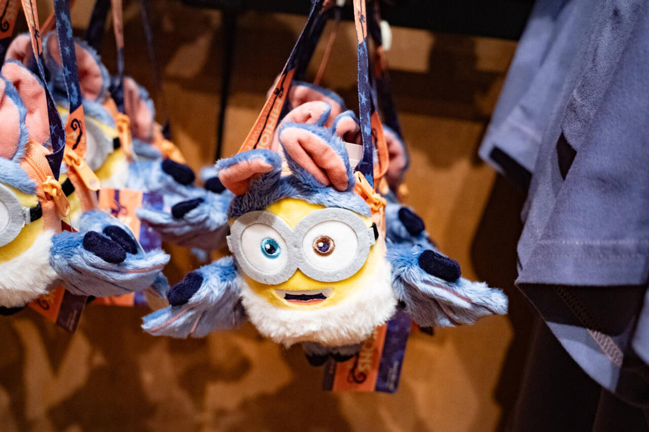 【USJ×ミニオン】コウモリになった限定グッズ！テディベアのティムもおそろい仮装♪（写真 8/130） - mimot.(ミモット)