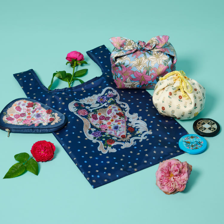 【Afternoon Tea×ナタリー・レテ】2025年の干支「巳」や招き猫、御朱印帳やバッグなど新作アイテムが素敵♪（写真 2/21） - mimot.(ミモット)