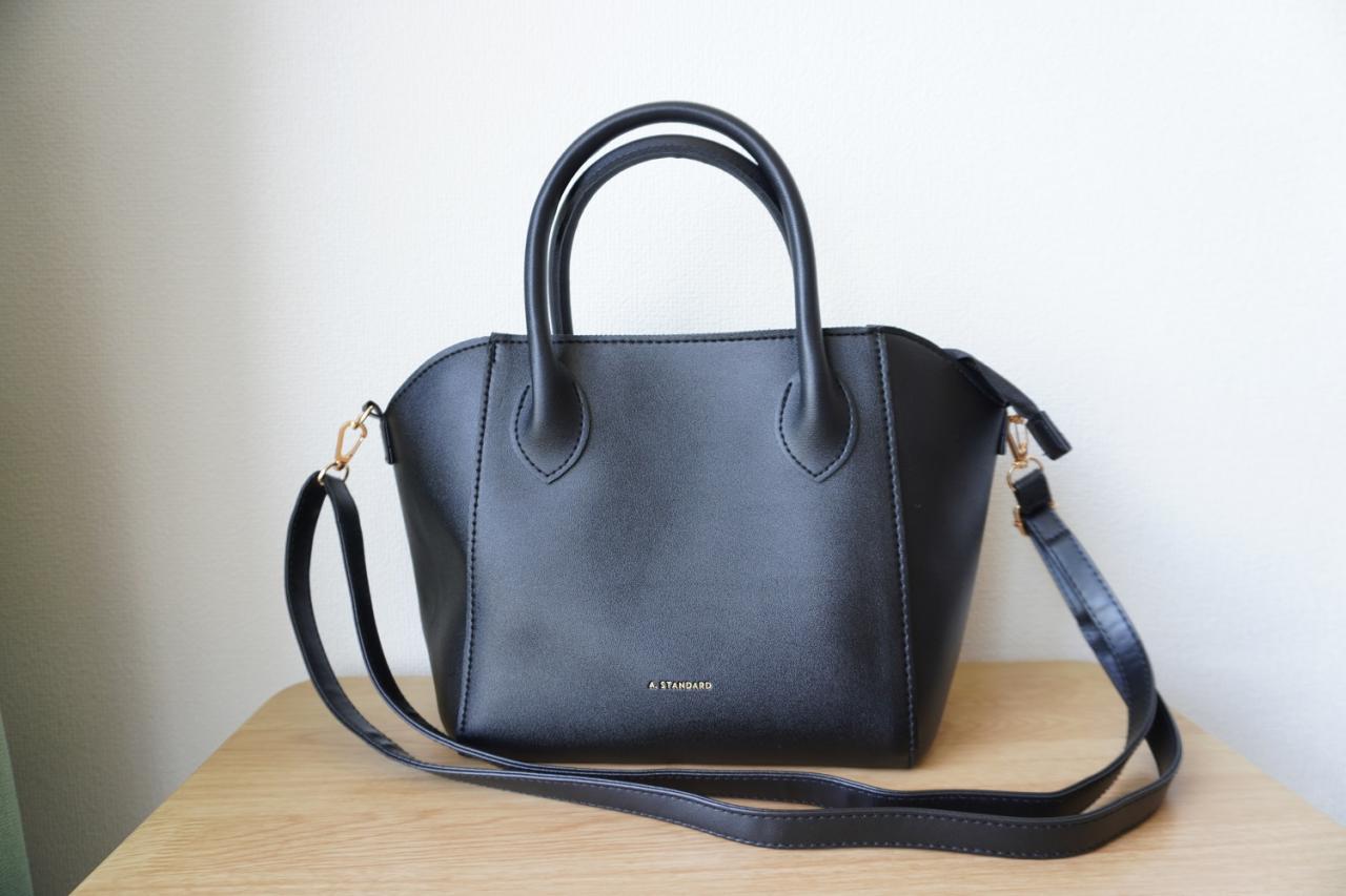 書店で買える「上品な大人のショルダーバッグ」ミニなのにたくさん＆スッキリ入る優秀さ！（写真 4/21） - mimot.(ミモット)