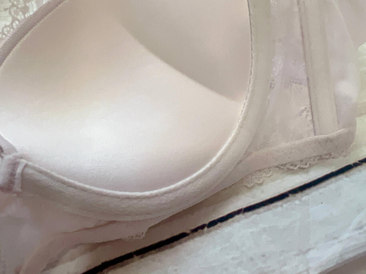 【GU】噂の新作ブラはソフトワイヤーなのに盛れる！着け心地 だけど注意点も…正直レビュー（写真 16/28） - mimot.(ミモット)