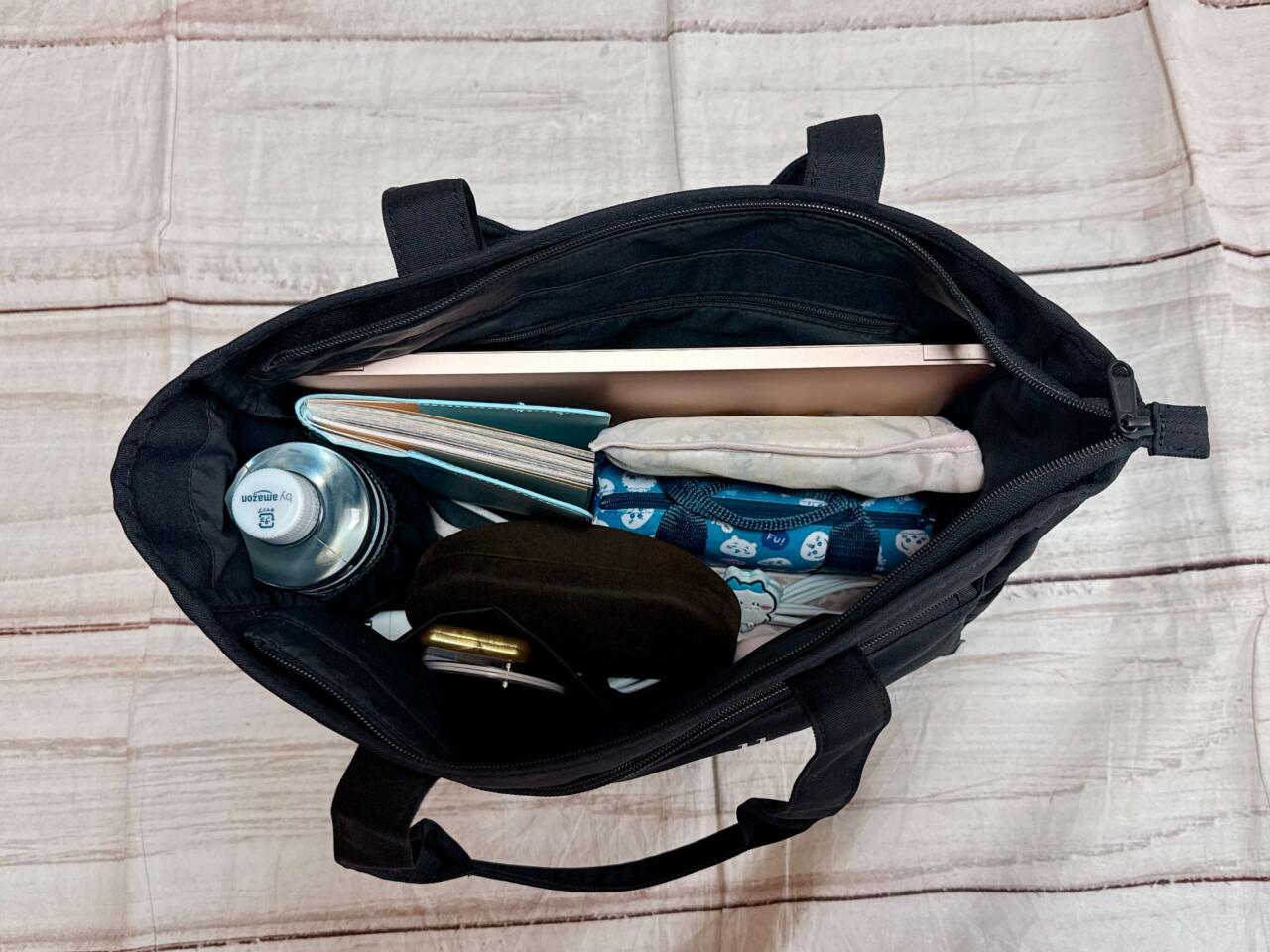 しまむらから超優秀「新作バッグ」出たよ！“使いやすさにこだわった”大容量トートをレビュー♪（写真 25/33） - mimot.(ミモット)