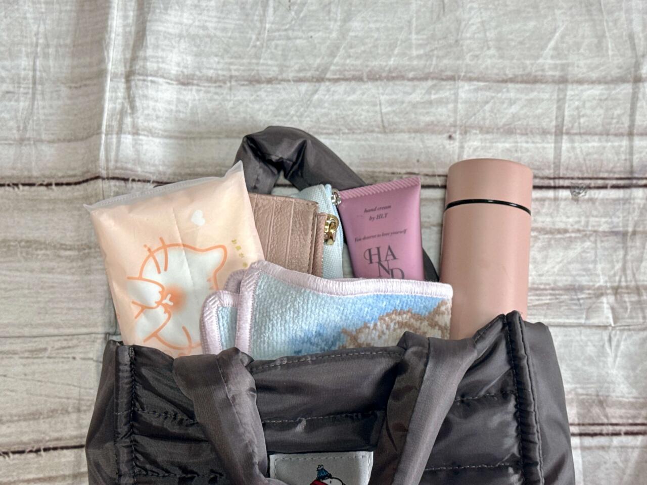 【スヌーピー最新付録】大人かわいい「2WAYバッグ」と「がま口ポーチ」使ってみた！（写真 16/31） - mimot.(ミモット)