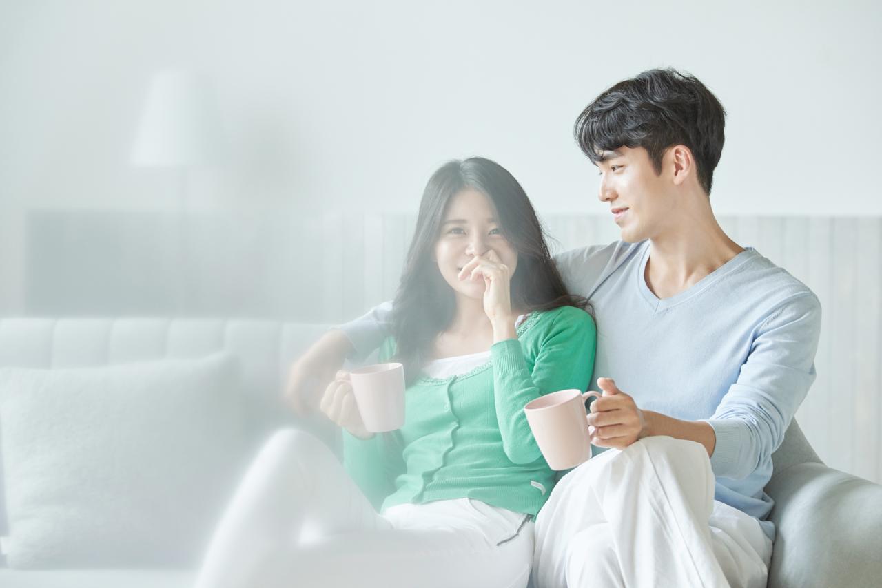 まさかこんなことで!? 男性がお泊まりデートでガッカリしたこと #2「お風呂上がりに…!」（1/2） - mimot.(ミモット)