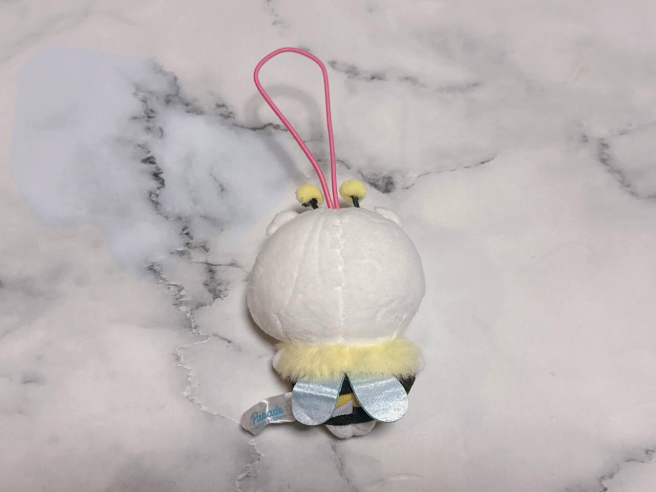 セブンイレブン限定！ちいかわの「ハチさんぬいぐるみ」を買ってみたら…後ろ姿まで可愛すぎたよ♪（写真 18/27） - mimot.(ミモット)