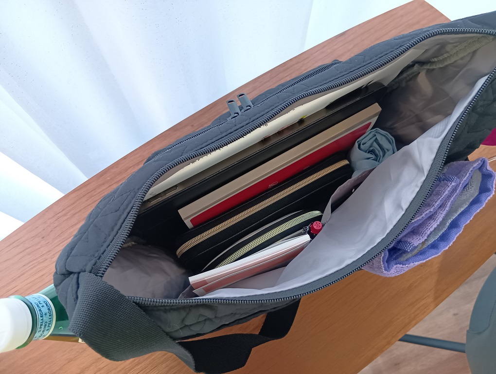 Kiplingの新作バッグが本屋さんでも買えるよ！ポケットたくさん＆2WAYで使えてめちゃ便利♪（写真 16/20） - mimot.(ミモット)