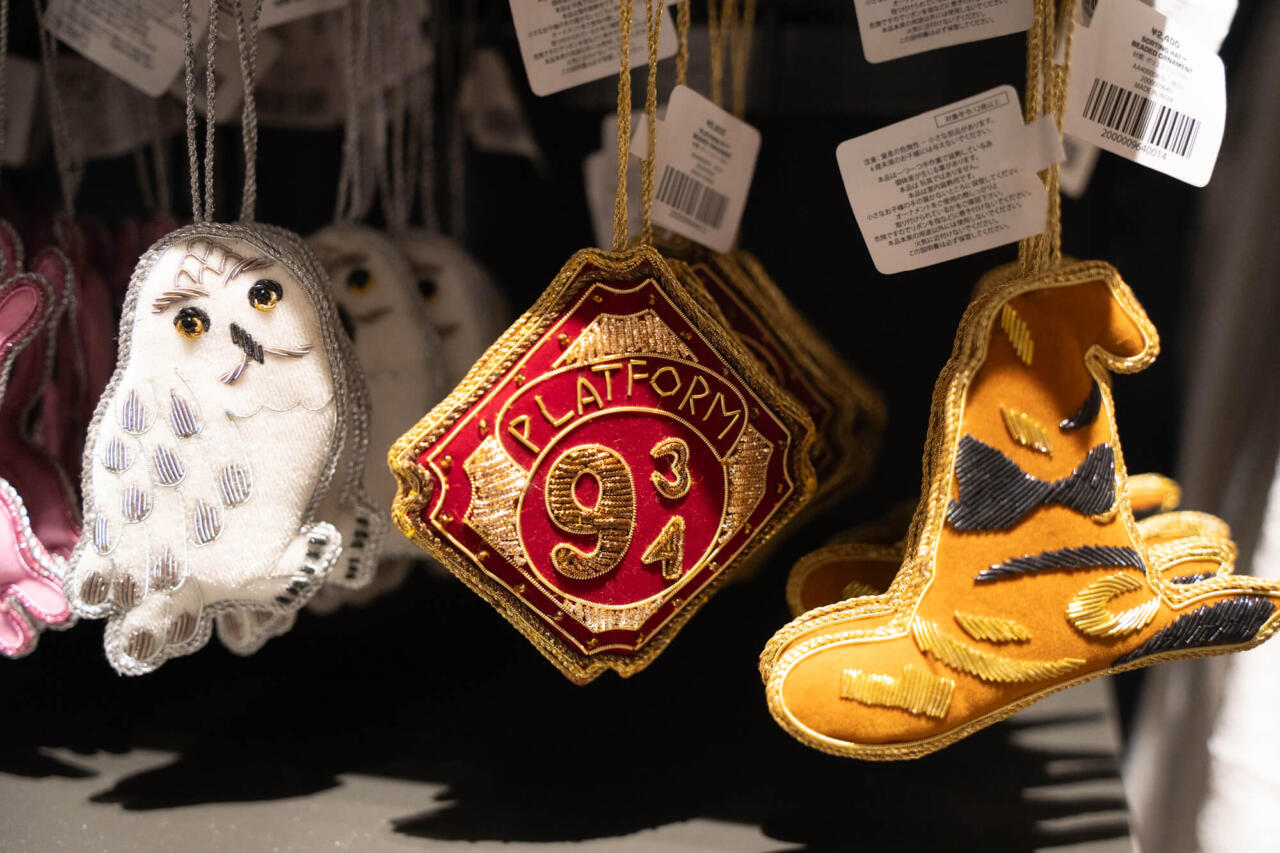 【ハリー・ポッター】ホワイトファッションがおしゃれ！新登場の限定グッズをチェック♪（写真 21/135） - mimot.(ミモット)