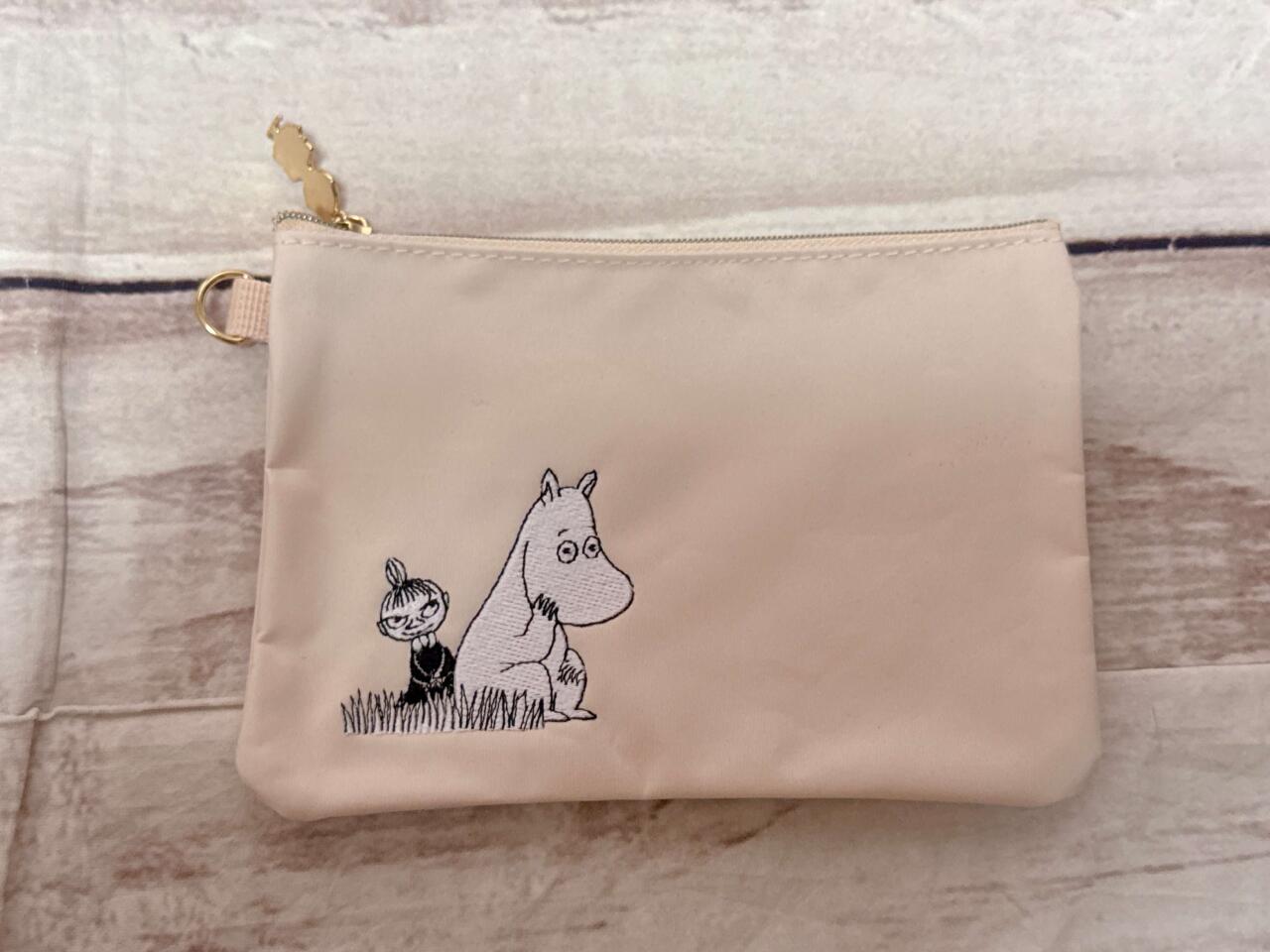 【MOOMIN最新付録】大人かわいいポーチ3点セット＆リトルミイの頭皮マッサージブラシでたよ～♪（写真 9/18） - mimot.(ミモット)