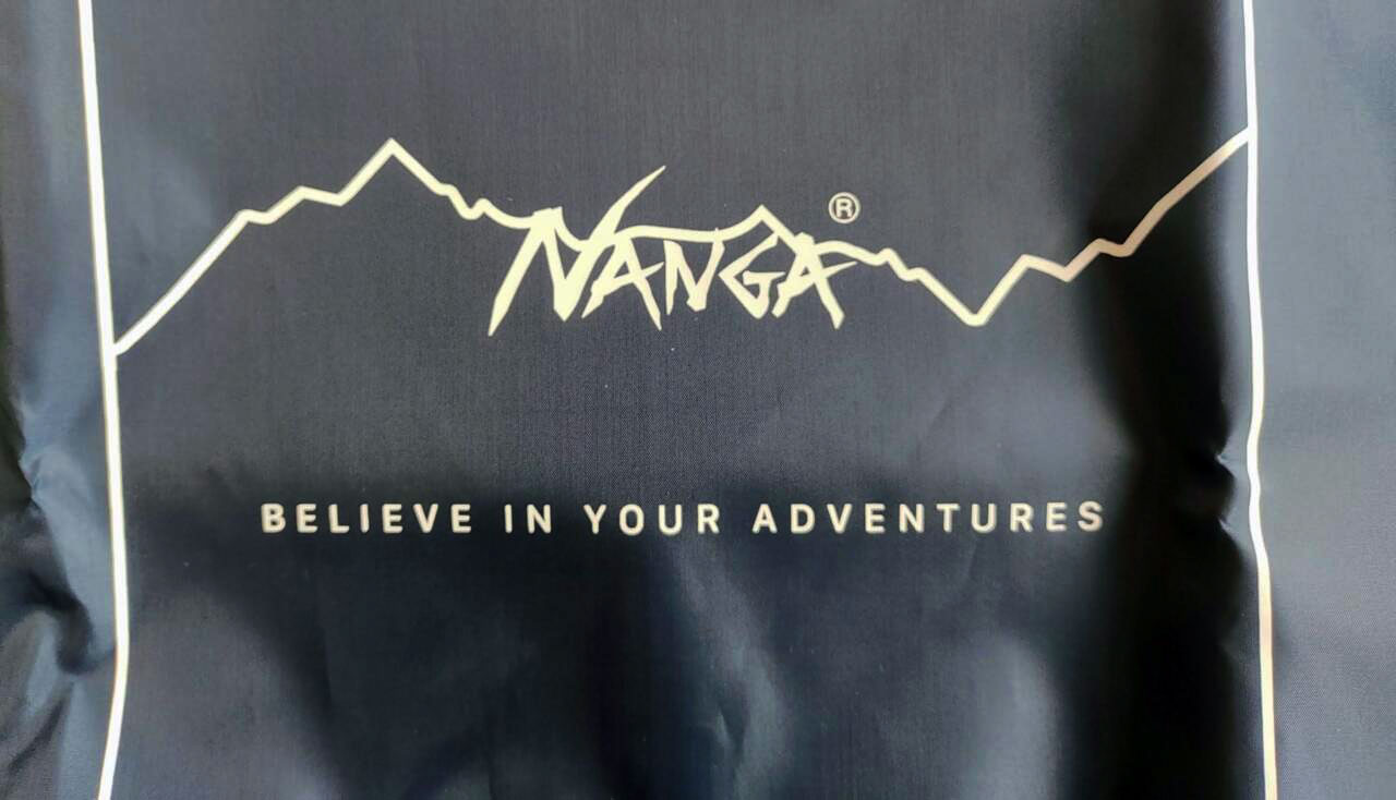 老舗アウトドアブランドとのコラボ付録「NANGAの保冷機能付きトートバッグ」がめっちゃ使えるよ～！（写真 9/30） - mimot.(ミモット)
