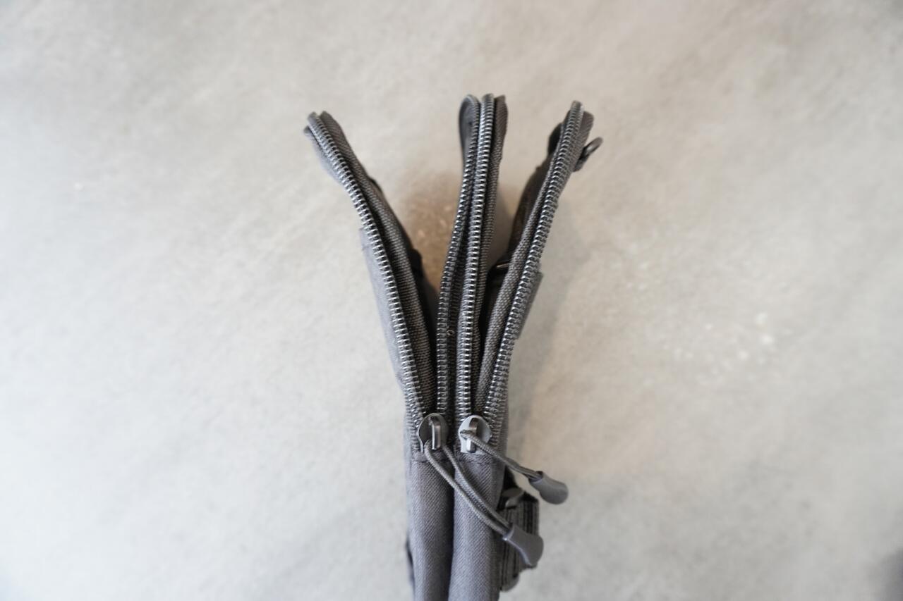 便利な機能付き！mont-bellのスマホショルダーの魅力を丸ごと解説！書店でも買えるよ♪（写真 13/21） - mimot.(ミモット)