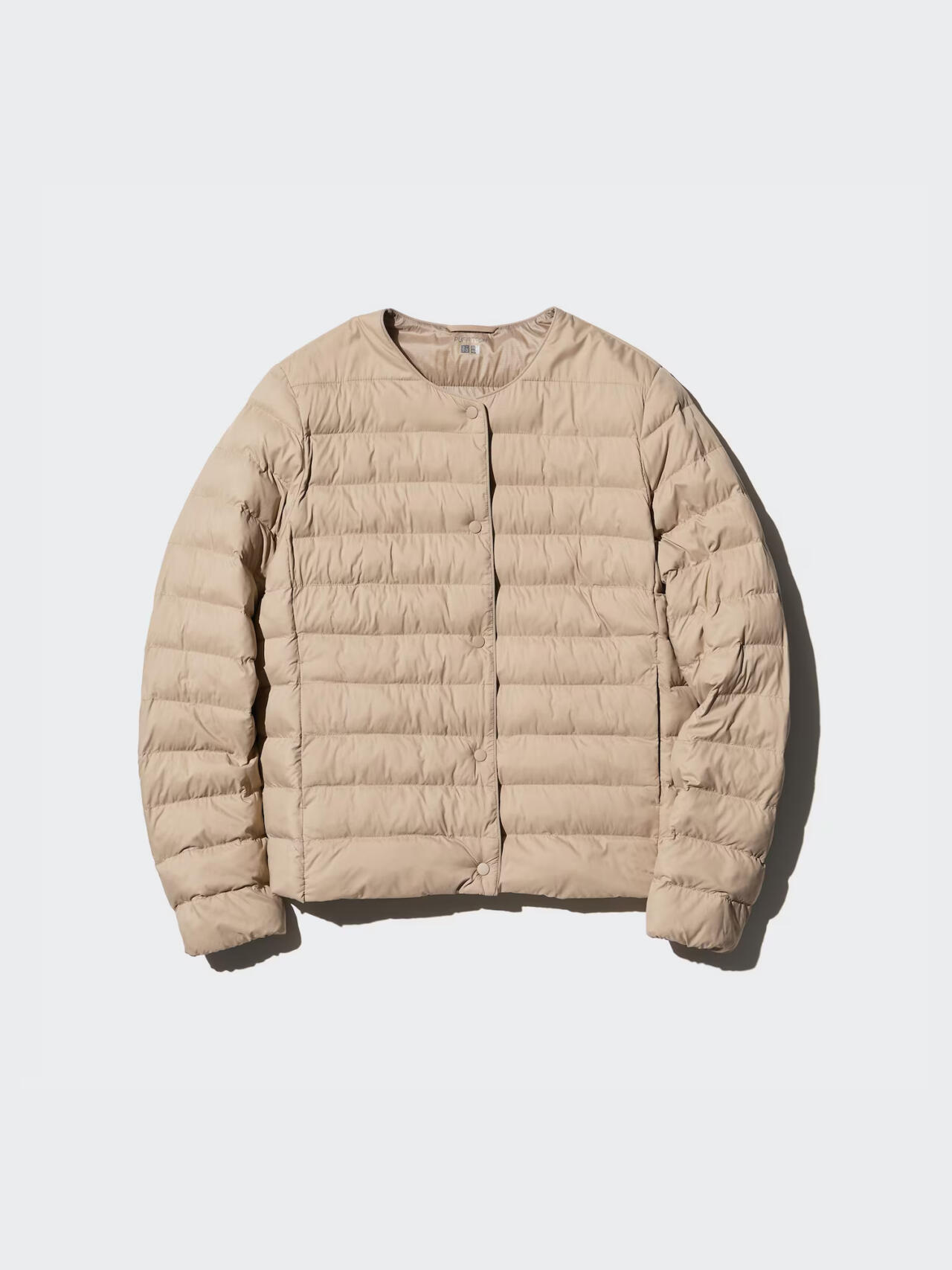 【ユニクロ】万能アウターや機能性アイテムも！雨にも風にも負けない「おすすめ9選」 （写真 3/18） - mimot.(ミモット)