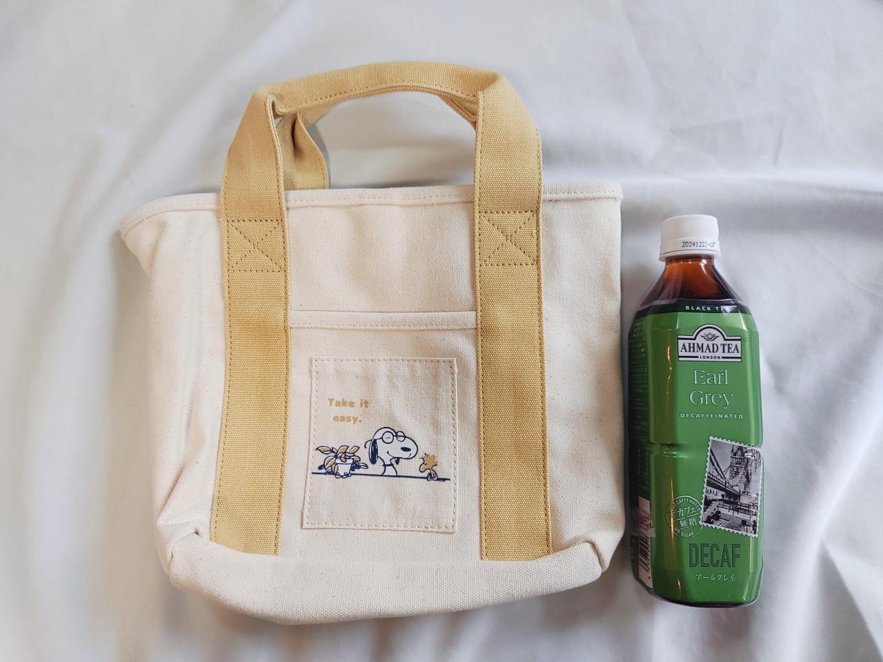 ニトリ新作「スヌーピーのバッグ」が可愛すぎて完売しそう…！ミニだけどペットボトルも入るよ（写真 6/23） - mimot.(ミモット)