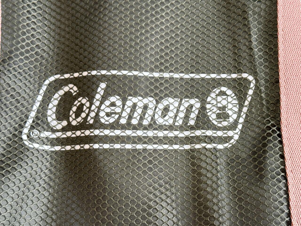 Colemanのすごい便利なバッグ付録でたよ！大容量＆軽量でカーキとくすみピンクの持ち手がおしゃれ♪（写真 8/29） - mimot.(ミモット)
