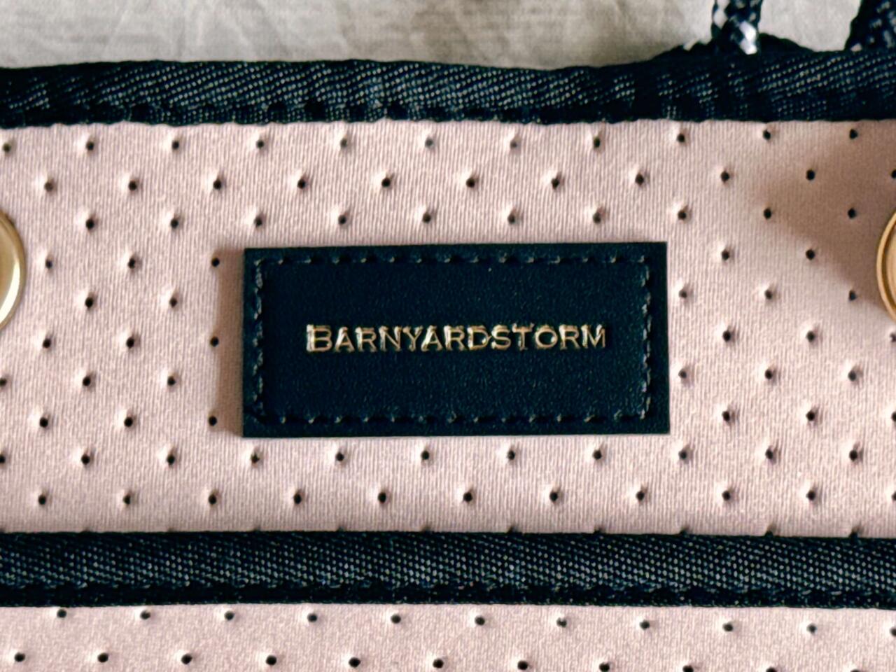 人気ブランドのパンチングトートが付録で出たよ！2WAY＆絶妙なサイズ感で便利に使えそう♪（1/2） - mimot.(ミモット)