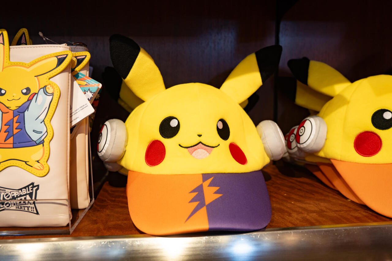 バッグやファッショングッズが大充実！【ポケモン×ハロウィーン】USJ限定グッズに注目♪（写真 3/79） - mimot.(ミモット)