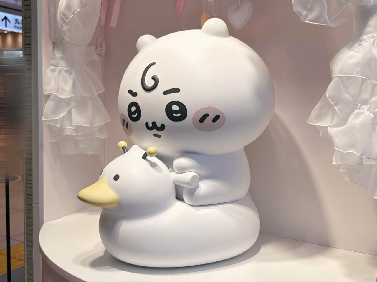 東京駅の限定ストア「ちいかわベビー」に潜入！あらゆるところがかわいすぎる〜徹底レポ♪（1/2） - mimot.(ミモット)